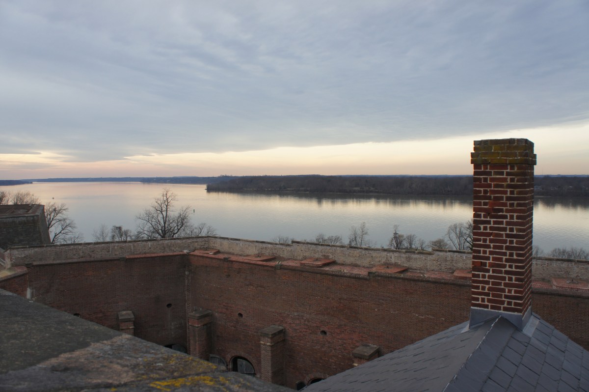 Fort Washington (Fort Washington Park, MD) – Live and Let Hike
