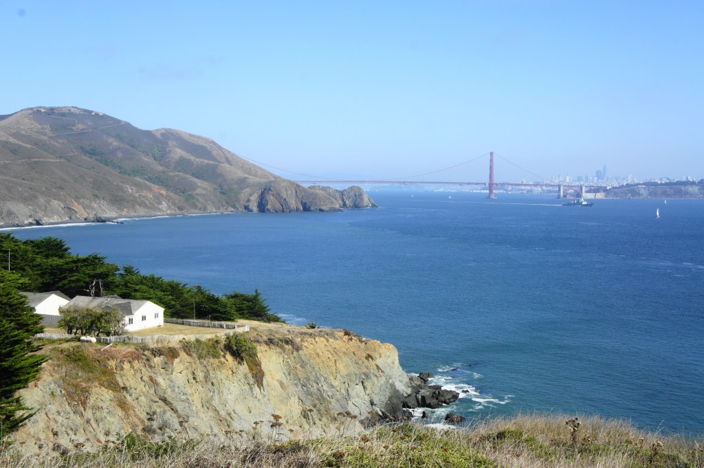 Point Bonita Lighthouse Trail (Golden Gate National Recreation Area, CA ...