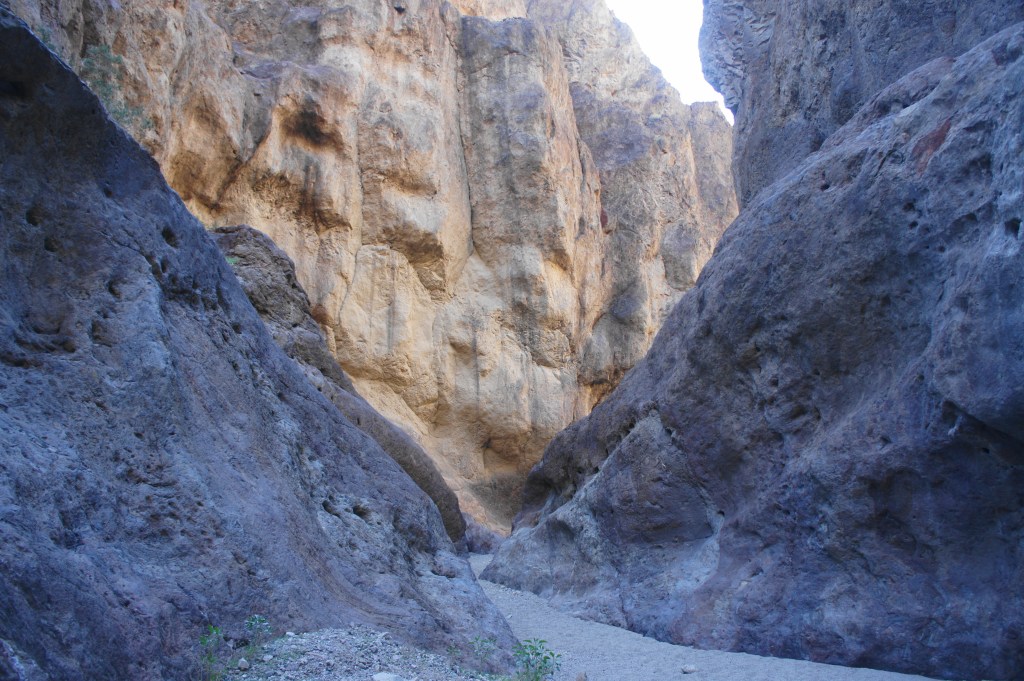 White Rock Canyon – Arizona Hot Spring Canyon Trail Loop (Lake Mead ...