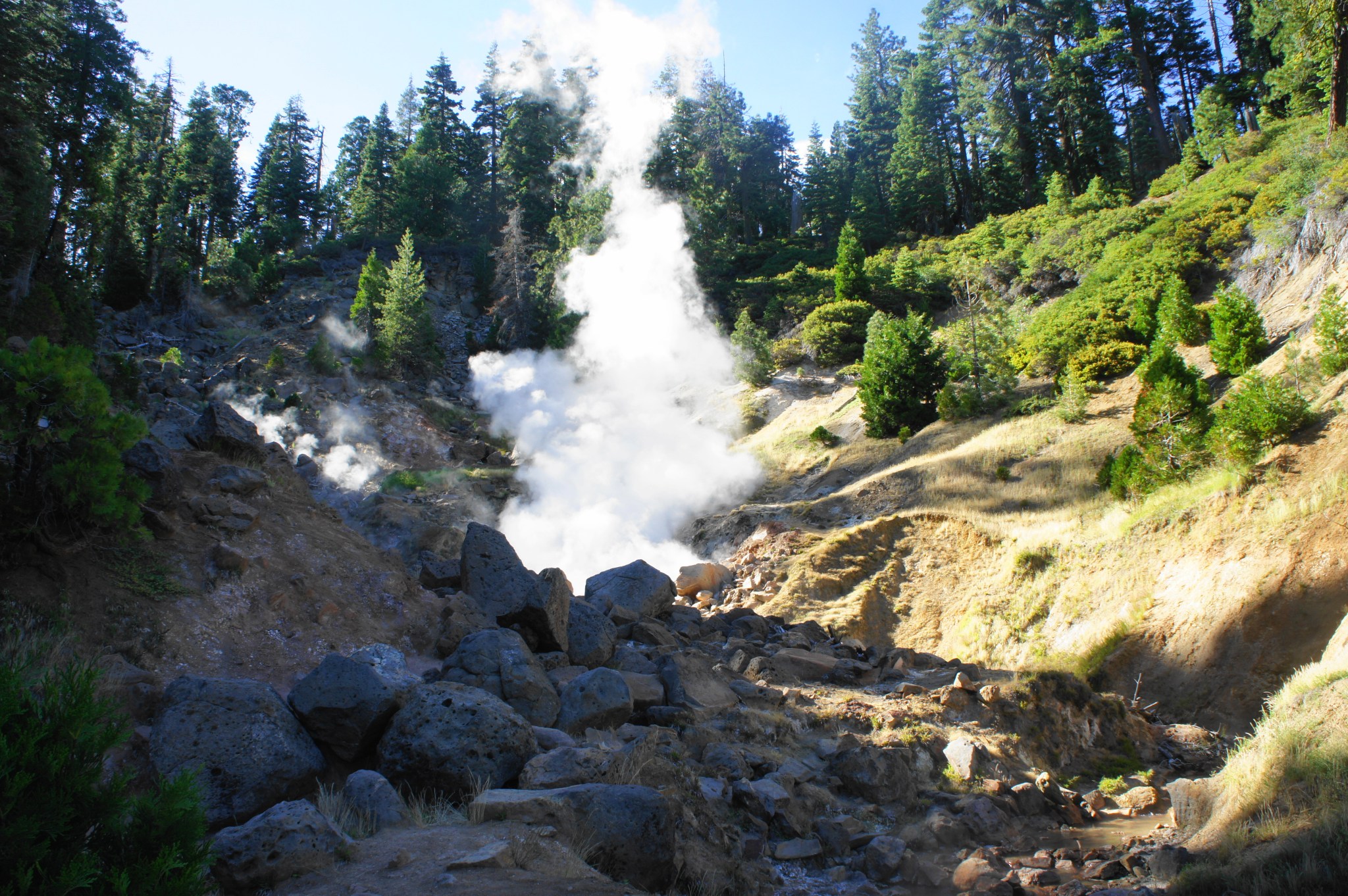 Terminal Geyser, Little Willow Lake, & Boiling Springs Lake (Lassen ...