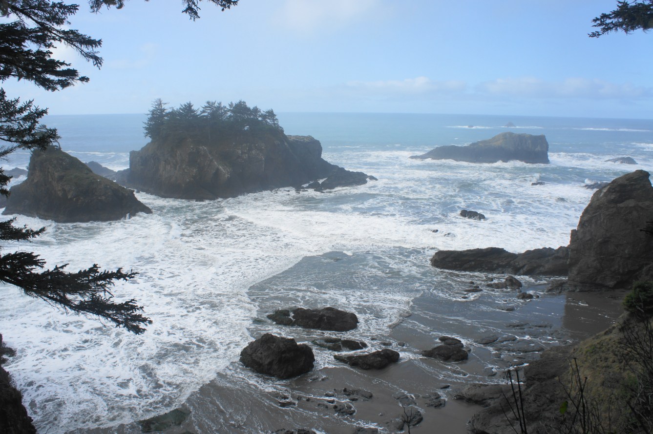 Thunder Rock Cove Loop (Samuel H. Boardman State Scenic Corridor, OR ...