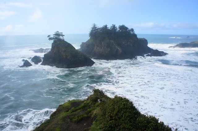Thunder Rock Cove Loop (Samuel H. Boardman State Scenic Corridor, OR ...