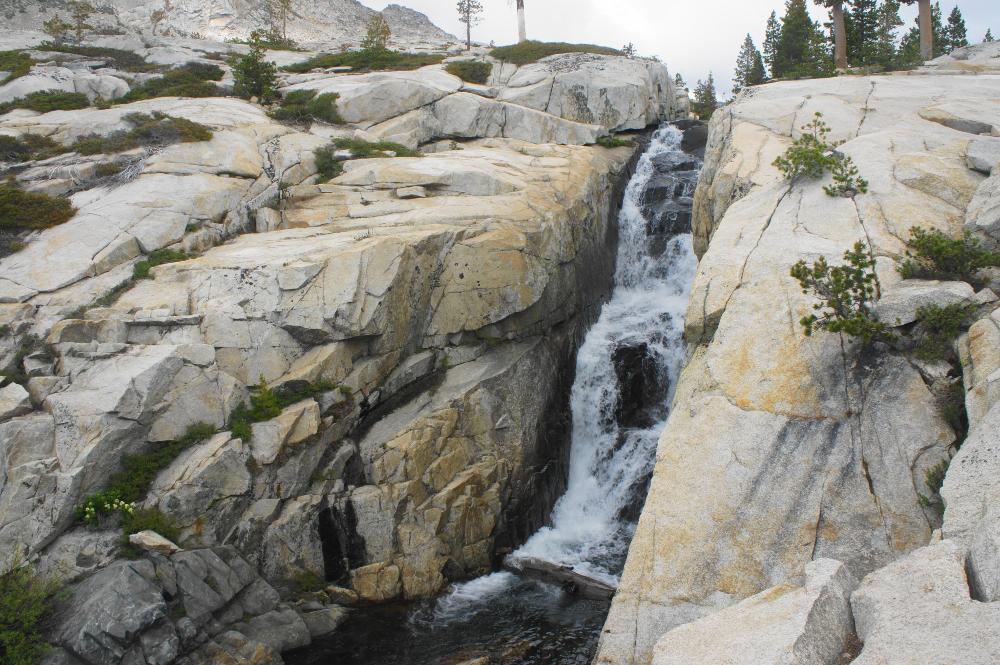 Twin Lakes, Boomerang Lake, & Island Lake (Desolation Wilderness, CA ...