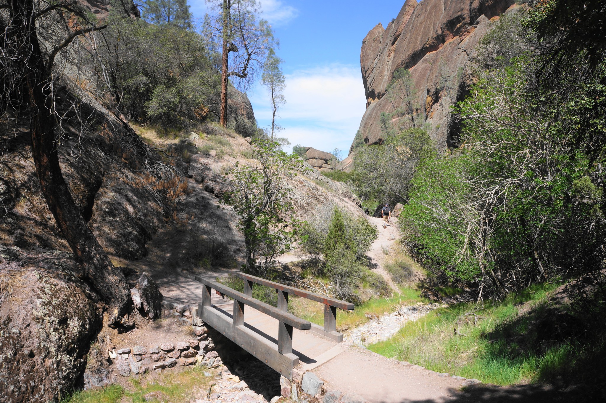 Balconies Cliffs – Balconies Cave Trail Loop (Pinnacles National Park ...