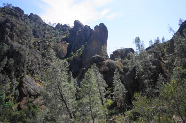 Balconies Cliffs – Balconies Cave Trail Loop (Pinnacles National Park ...