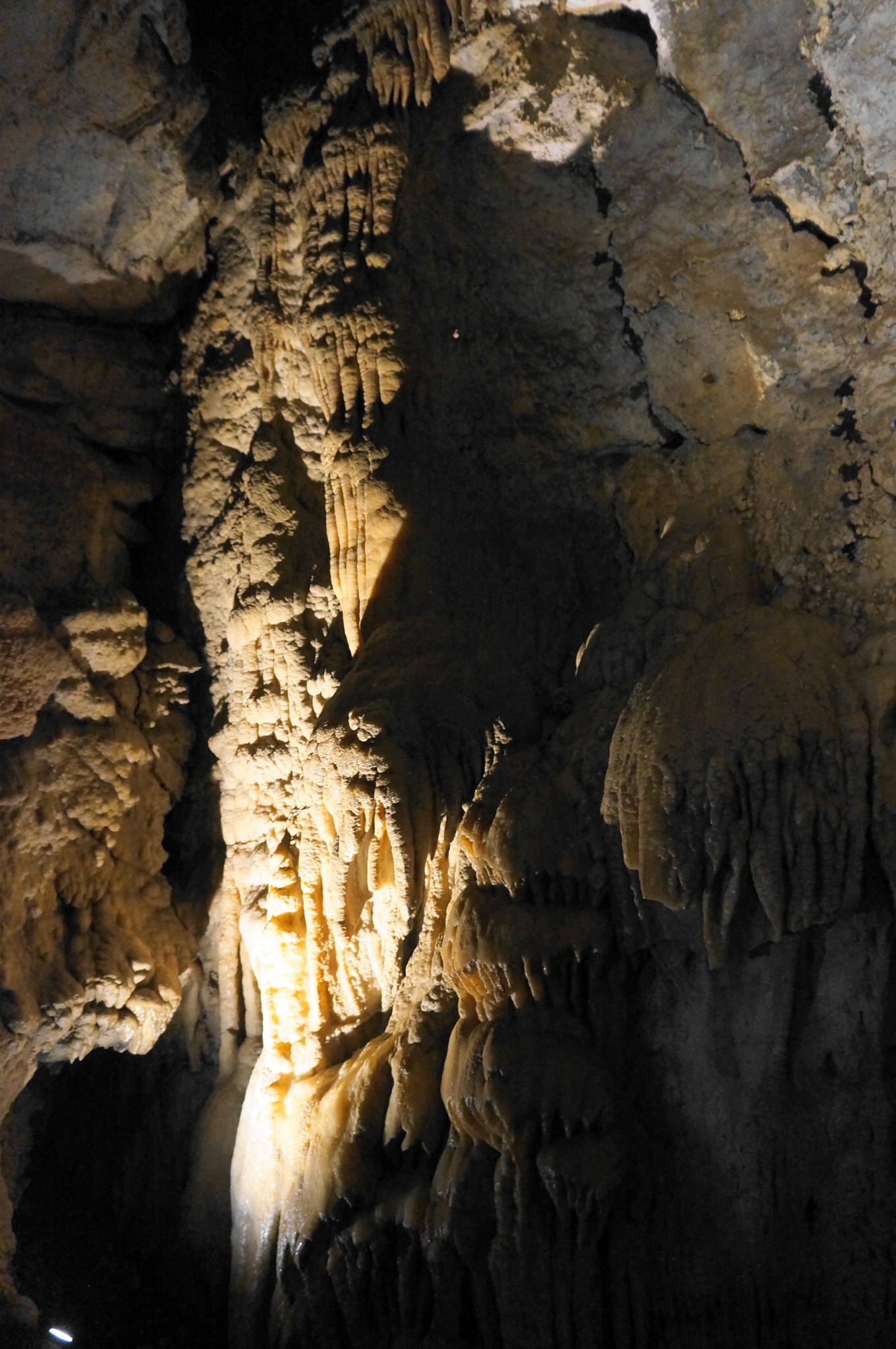 Timpanogos Cave Trail & Cave Tour (Timpanogos Cave National Monument ...
