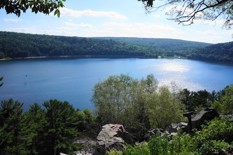 Devil’s Lake Loop (Devil’s Lake State Park, WI) – Live and Let Hike