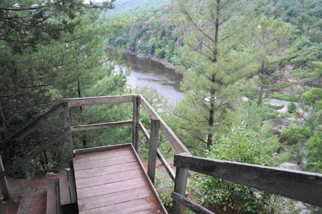 Summit Rock, Echo Canyon, & River Bluff Trail Loop (Interstate Park, WI ...