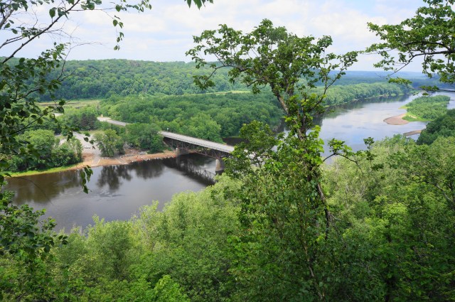 Cascade Falls & Falls Bluff Trail Loop (City of Osceola, WI) – Live and ...