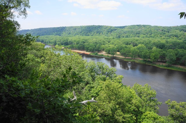 Cascade Falls & Falls Bluff Trail Loop (City of Osceola, WI) – Live and ...