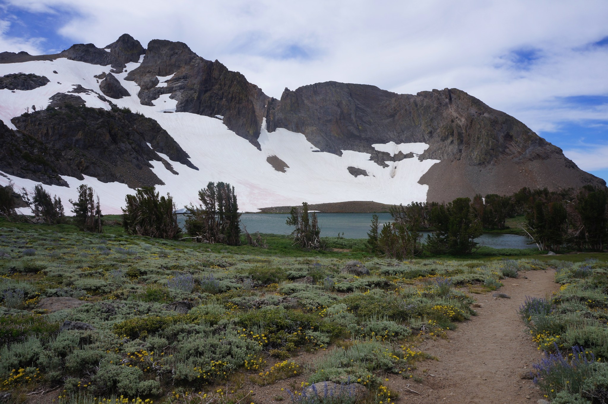 Round Top – Winnemucca Lake Loop (Mokelumne Wilderness, CA) – Live and ...